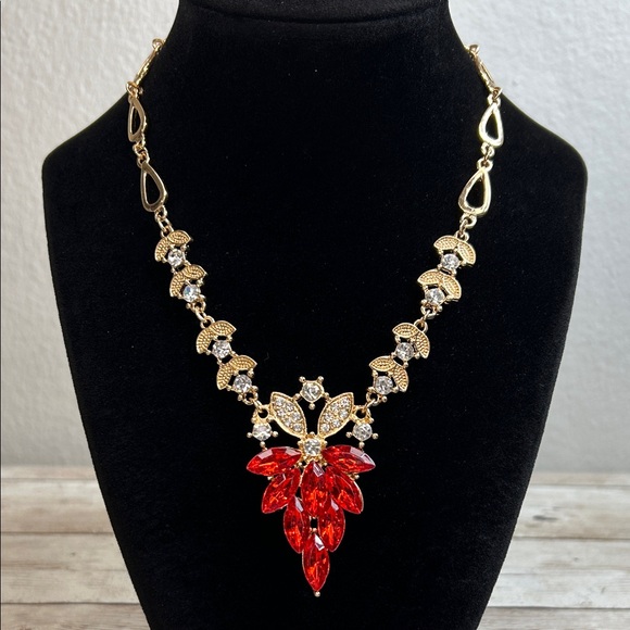 Jewelry | Elegant Gold And Red Statement Necklace | Poshmark